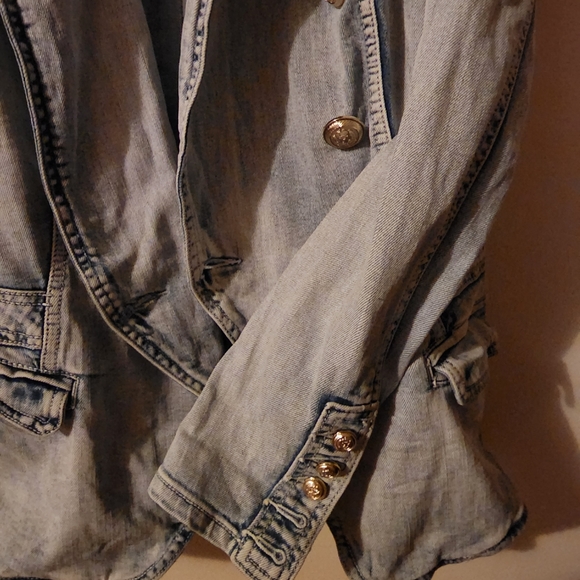 DECJUBA | Jackets & Coats | Decjuba Fitted Denim Jacket | Poshmark